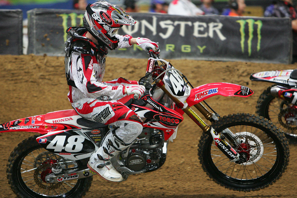 Trey Canard - Vital MX Pit Bits: St. Louis - Motocross Pictures - Vital MX