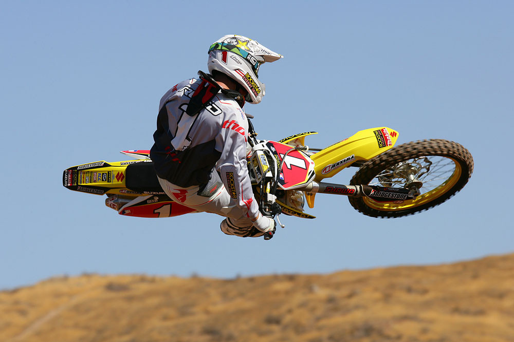 Chad Reed - Chad Reed Joins Rockstar Makita Suzuki - Motocross Pictures ...