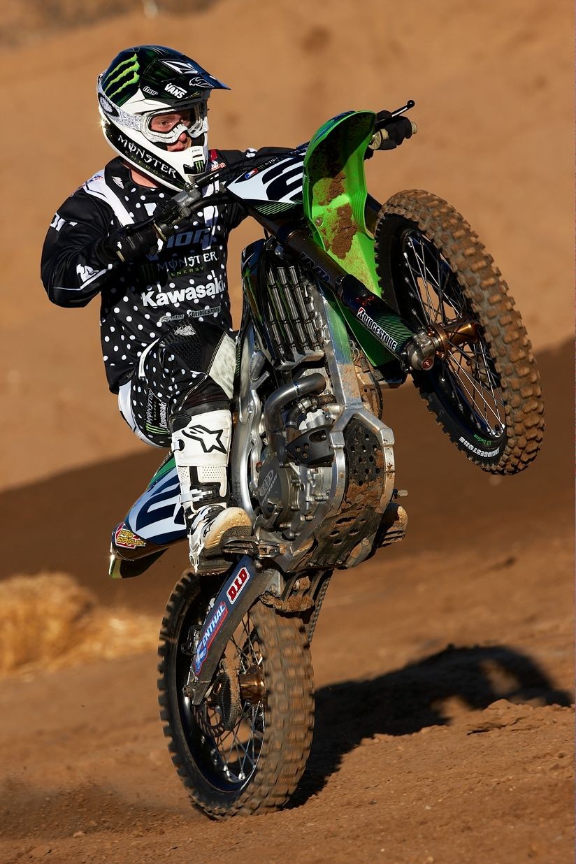 Ryan Villopoto - '09 Supercross Prep: Ryan Villopoto - Motocross ...