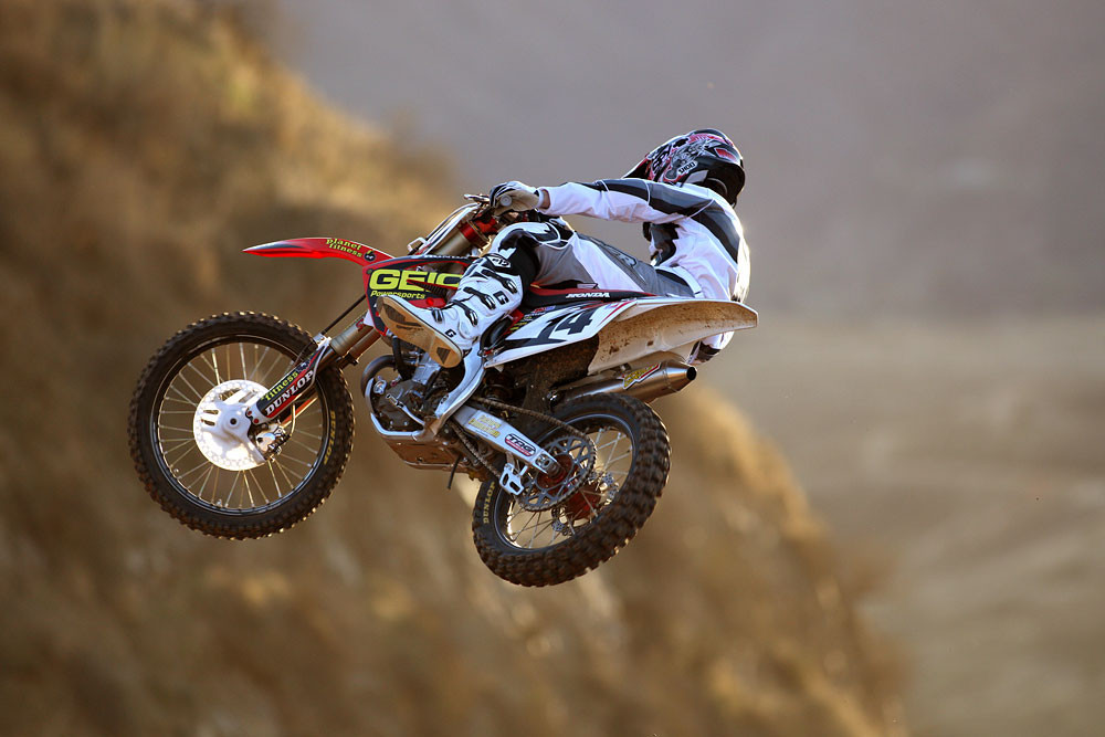 Kevin Windham - '09 Supercross Prep: Kevin Windham - Motocross Pictures ...
