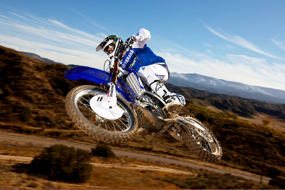 Josh Hill - 2009 Teams: Yamaha Factory Racing - Motocross Pictures ...