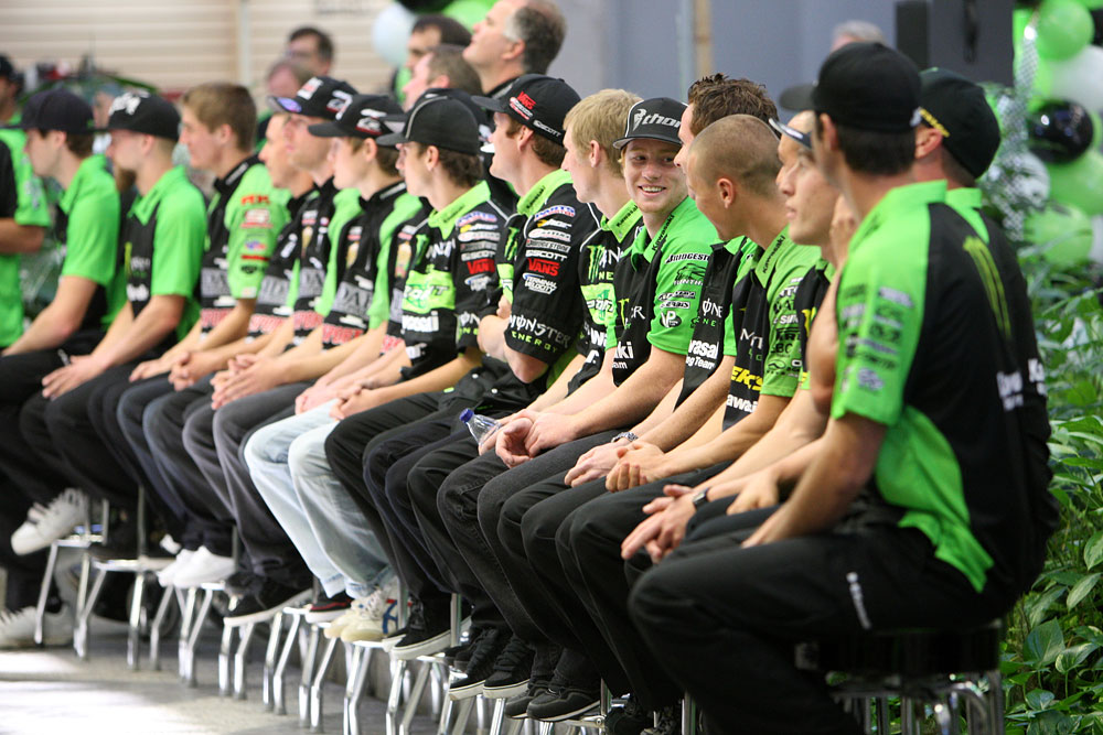 Kawasaki's pro teams - Kawasaki Team Intros - Motocross Pictures - Vital MX