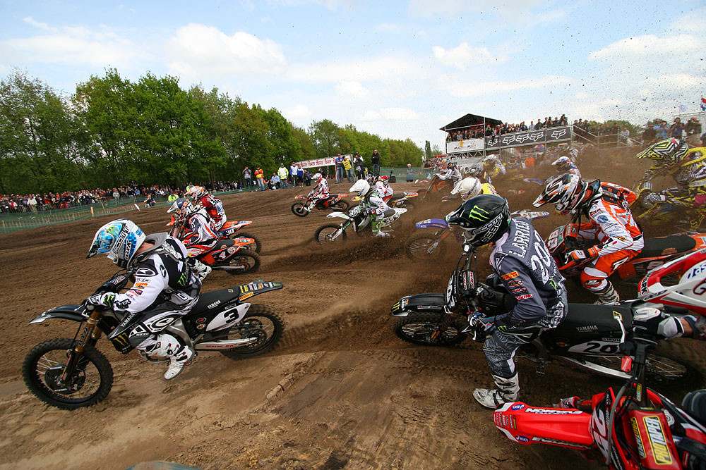 MX2 moto two start. - Motocross World Championship 2009: GP of the ...