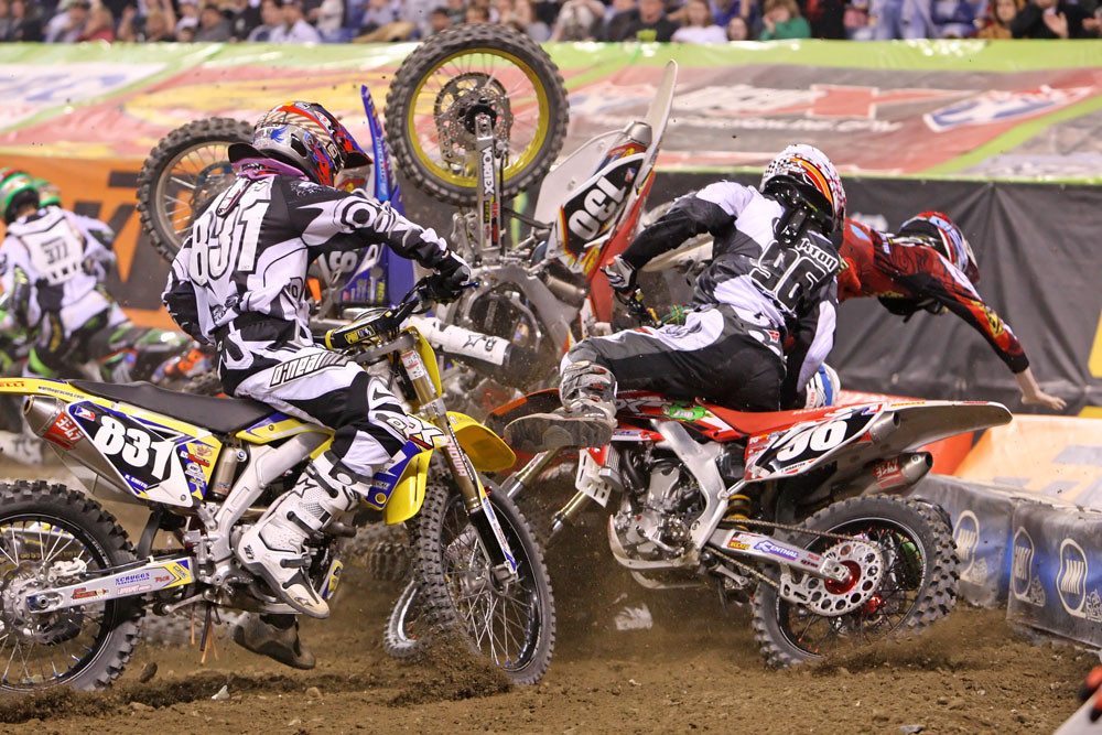 Indy first turn - 2009 Best of Supercross - Motocross Pictures - Vital MX