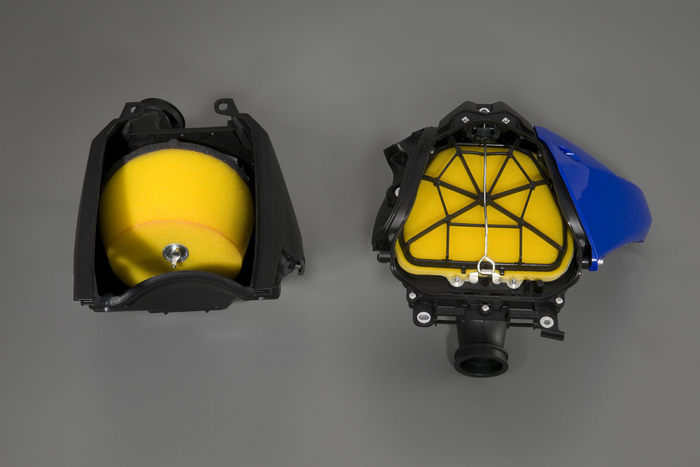 2010 Yamaha YZ450F airbox '09/'10 - First Look: 2010 Yamaha YZ450F ...