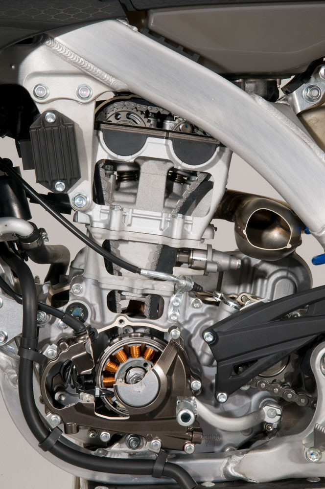 2010 Yamaha YZ450F - First Look: 2010 Yamaha YZ450F - Motocross ...