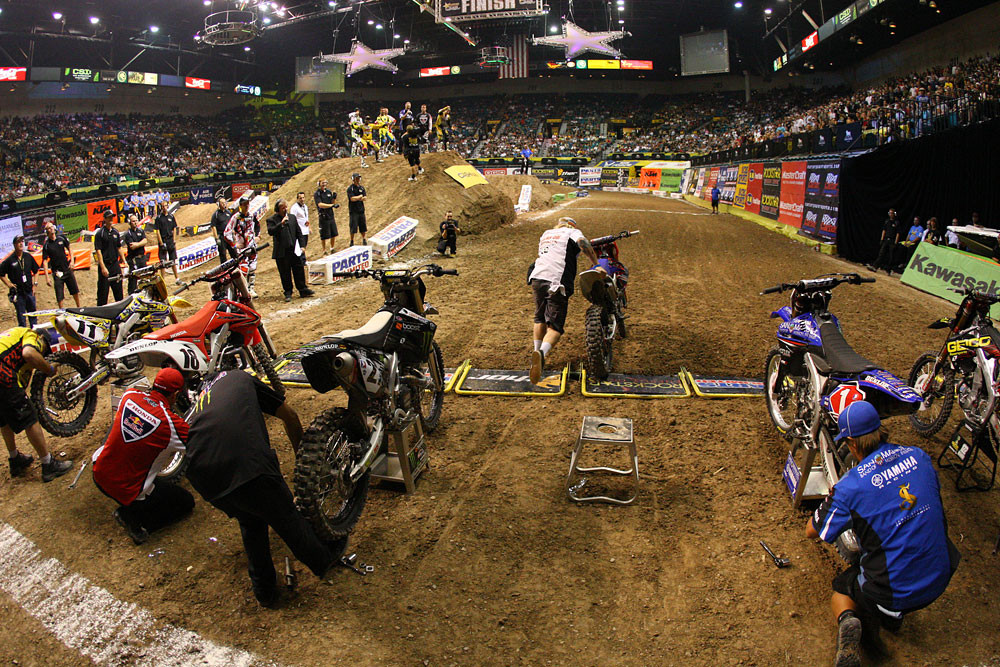 Mechanic's race - Rockstar Energy U.S. Open Friday Rockstar Energy U.S ...