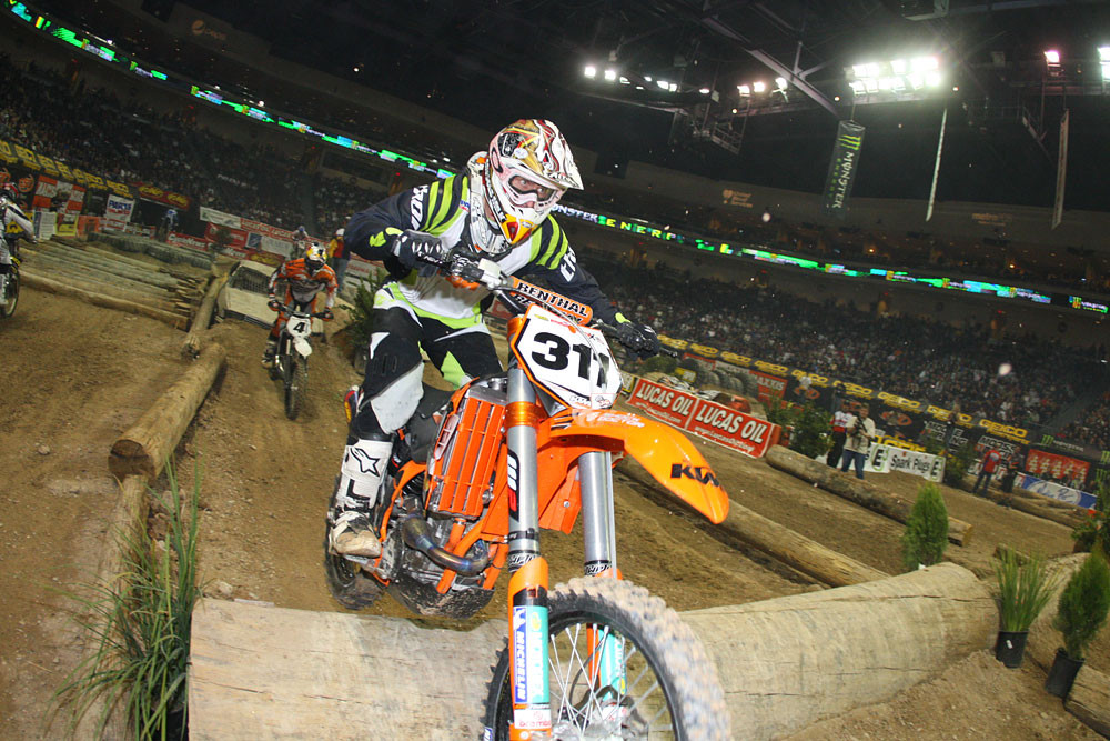 Mike Brown - 2009 Geico Endurocross Finals - Motocross Pictures - Vital MX