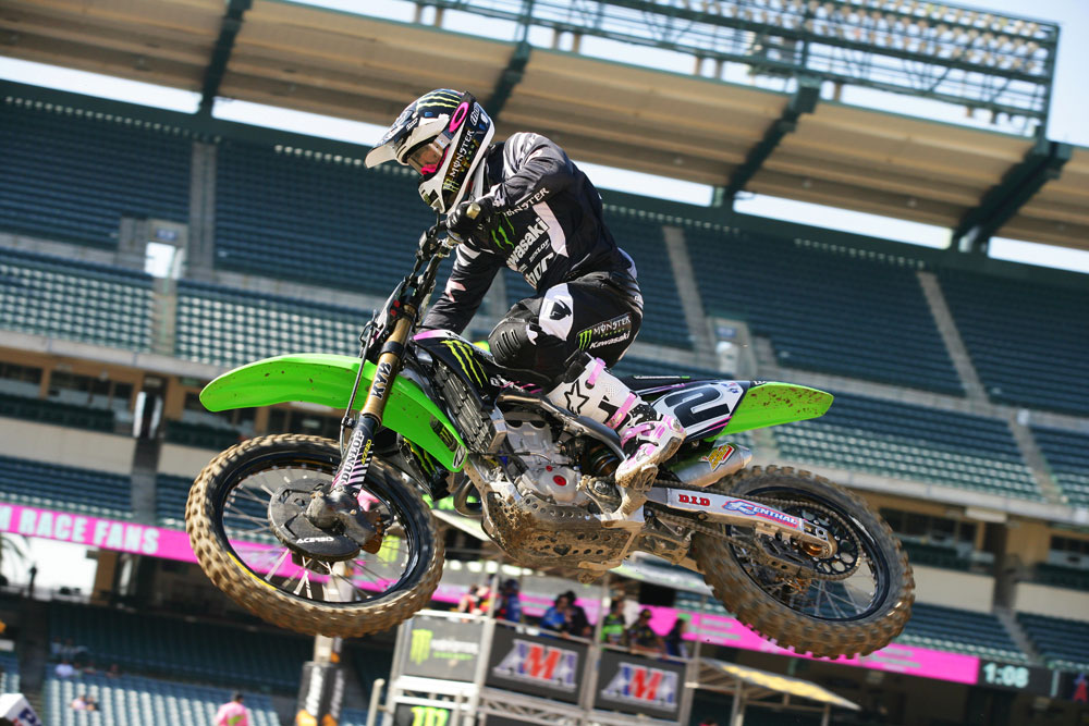 Ryan Villopoto - Vital MX Pit Bits: Anaheim 3 2010 - Motocross Pictures ...