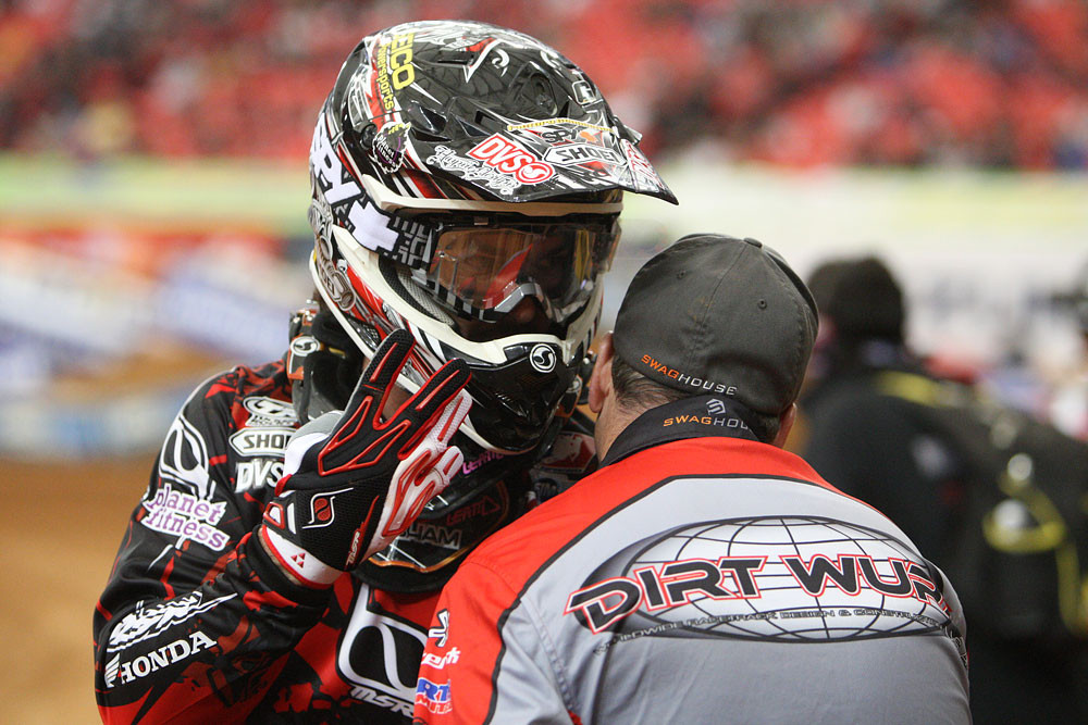 Kevin Windham - Vital MX Pit Bits: Atlanta 2010 - Motocross Pictures ...