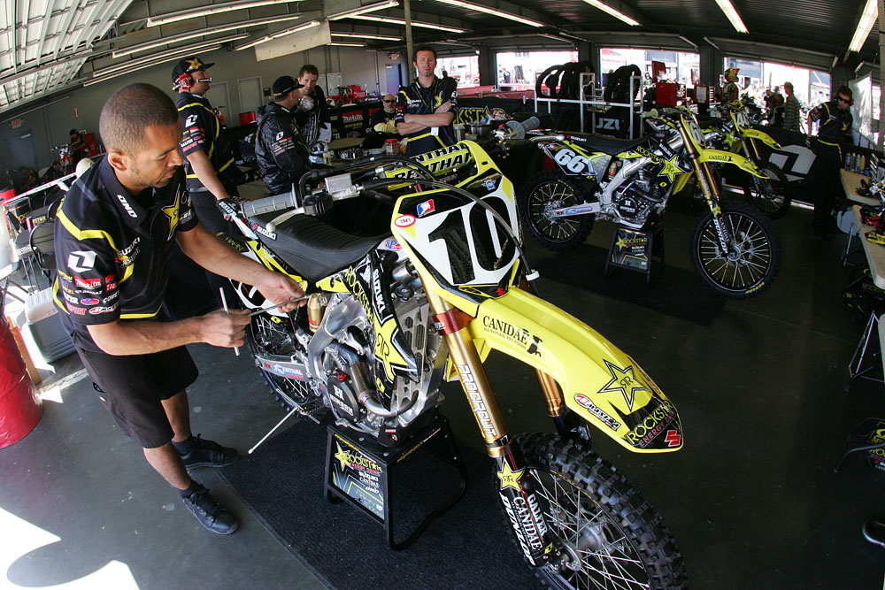 Jason Thomas/Tommy Hahn - Vital MX Pit Bits: Daytona 2010 - Motocross ...