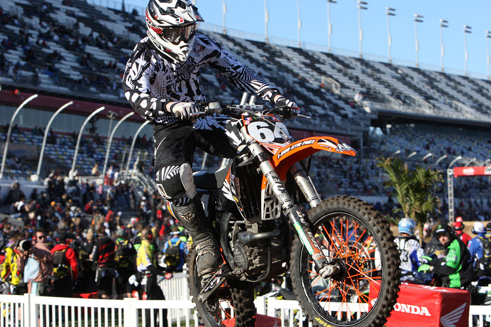 Taylor Futrell - Vital MX Pit Bits: Daytona 2010 - Motocross Pictures ...