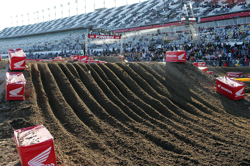 Ruts - Vital MX Pit Bits: Daytona 2010 - Motocross Pictures - Vital MX