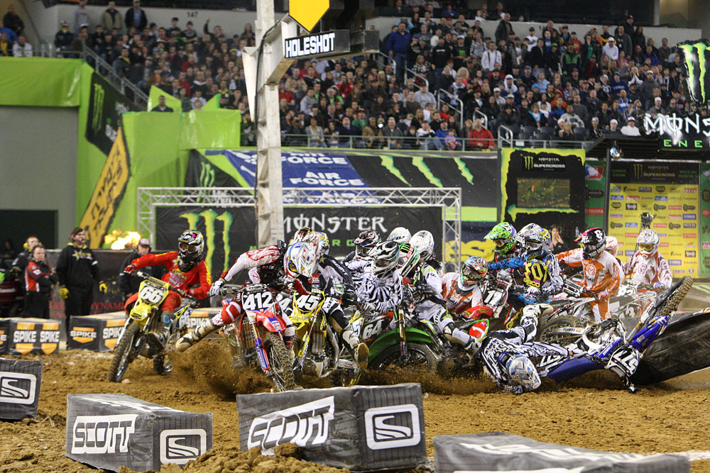 Supercross Lites start - Photo Blast: Dallas 2010 - Motocross Pictures ...