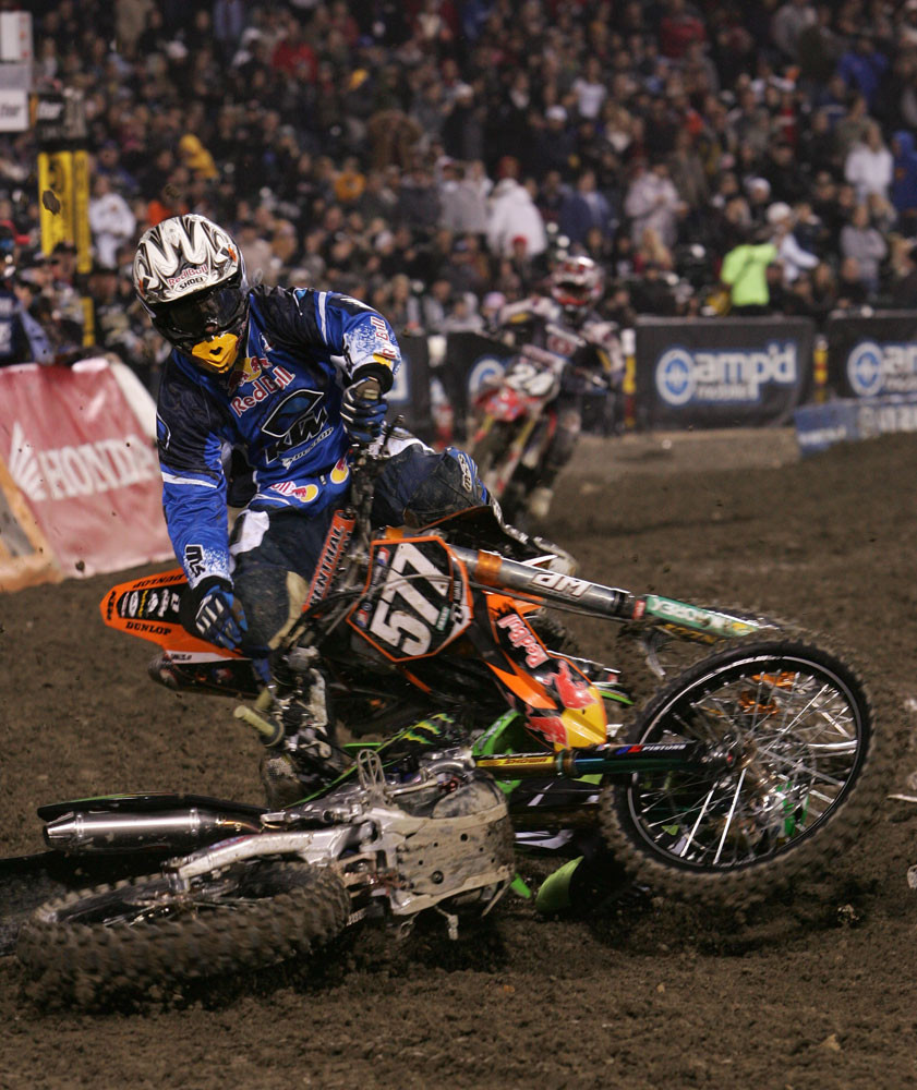 Chris Gosselaar and Martin Davalos - 2007 Amp'd Mobile Supercross: San ...