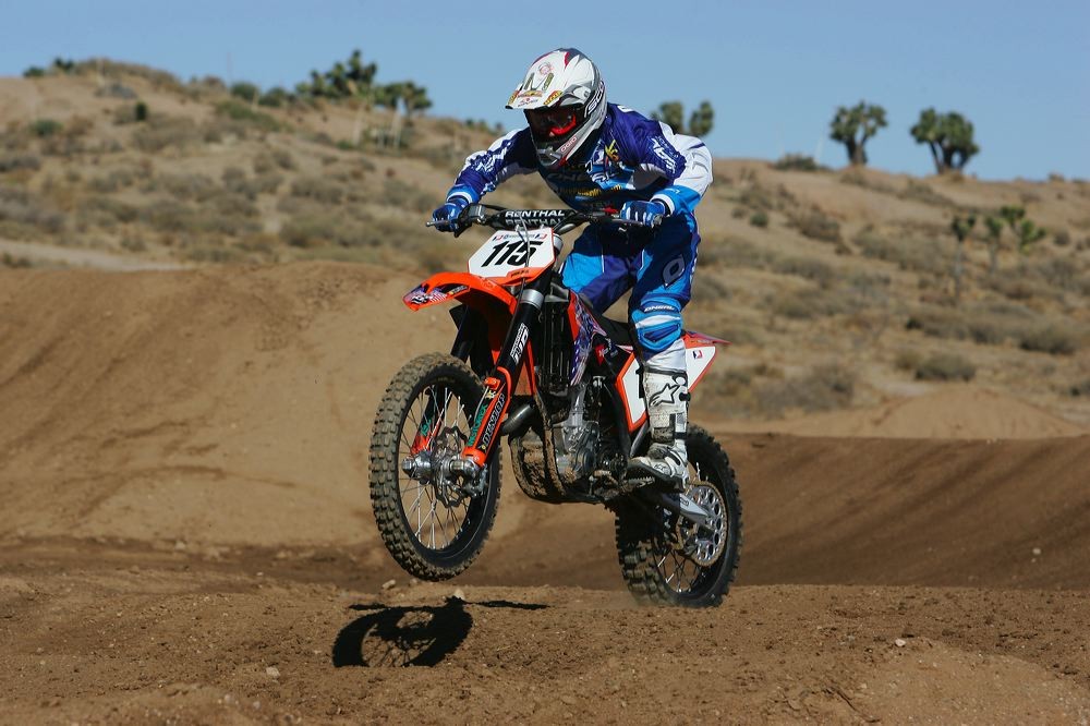 Joe Oehlhof - 2007 First Look: EVS TAKT 981 Helmet - Motocross Pictures ...