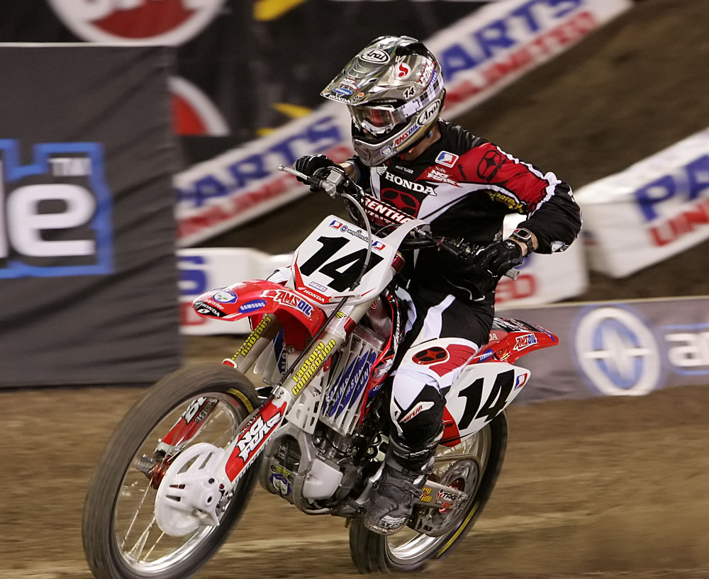 Kevin Windham - 2007 Amp'd Mobile Supercross: Anaheim 3 - Motocross ...