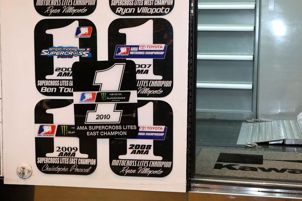 Too many number 1 plates - Vital MX Pit Bits: St. Louis 2010 ...