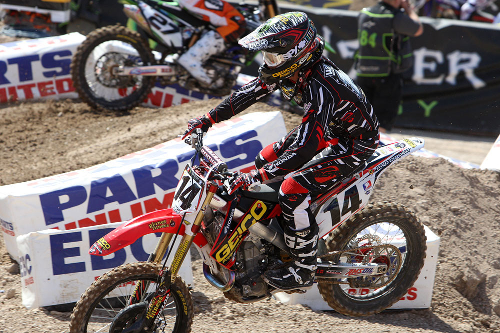 Kevin Windham - Vital MX Pit Bits: Las Vegas 2010 - Motocross Pictures ...