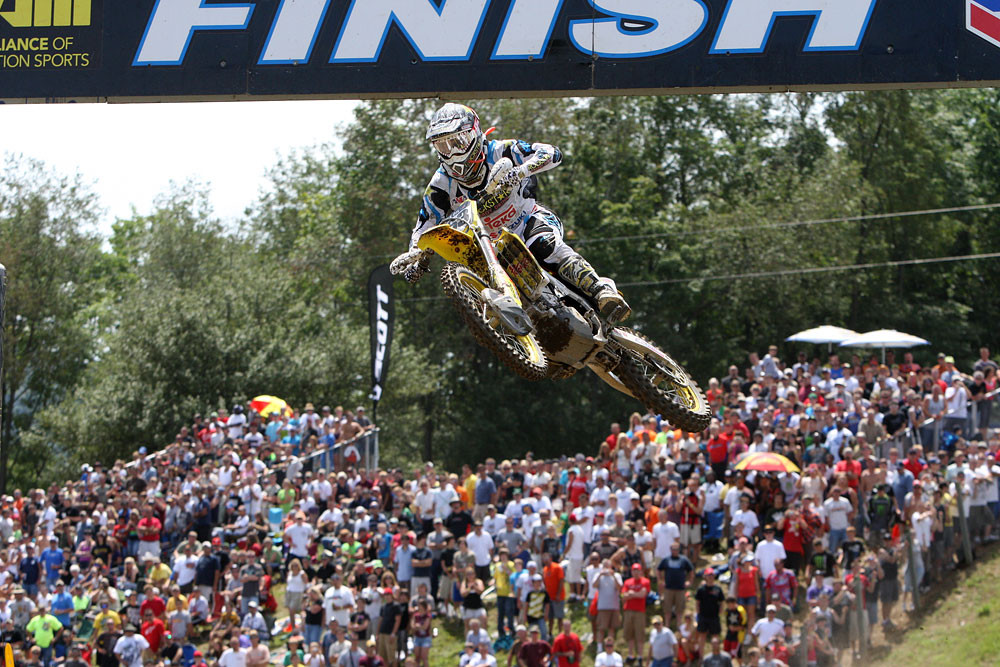 Crowd - Vital MX Pit Bits: Unadilla 2010 - Motocross Pictures - Vital MX
