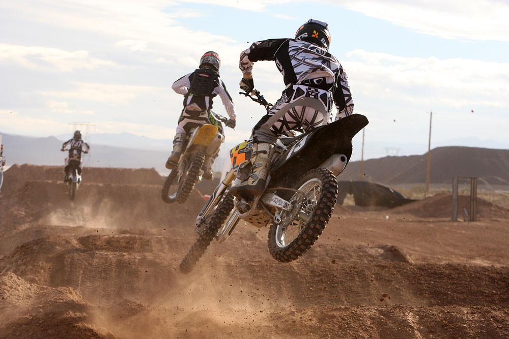 Wind - Las Vegas Supercross Privateer Challenge Presented by Hart ...
