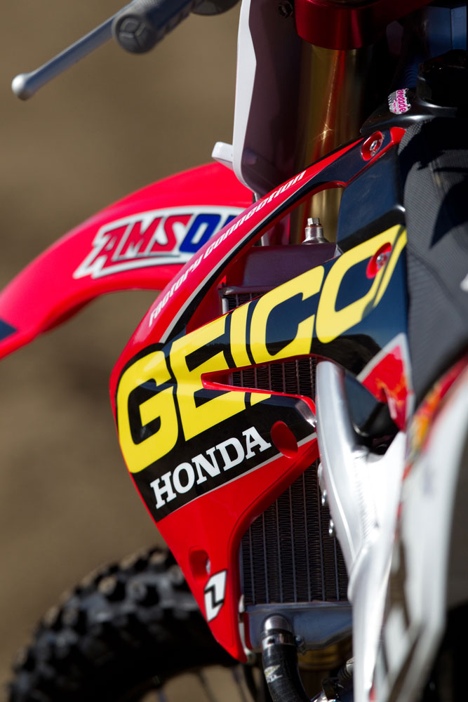 2011 GEICO Honda bikes - 2011 GEICO Honda Team Photos - Motocross ...