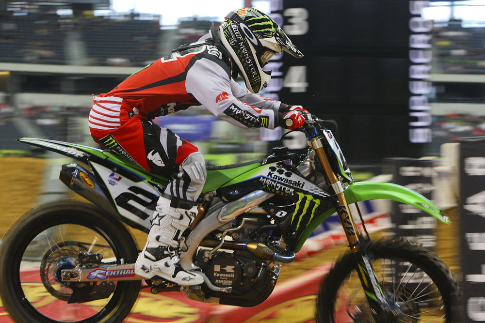 Ryan Villopoto - Vital MX Pit Bits: Dallas 2011 - Motocross Pictures ...