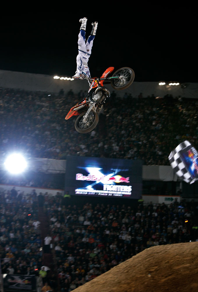 Red Bull X-Fighters 13 - 2007 Eye Candy: Red Bull X-Fighters ...