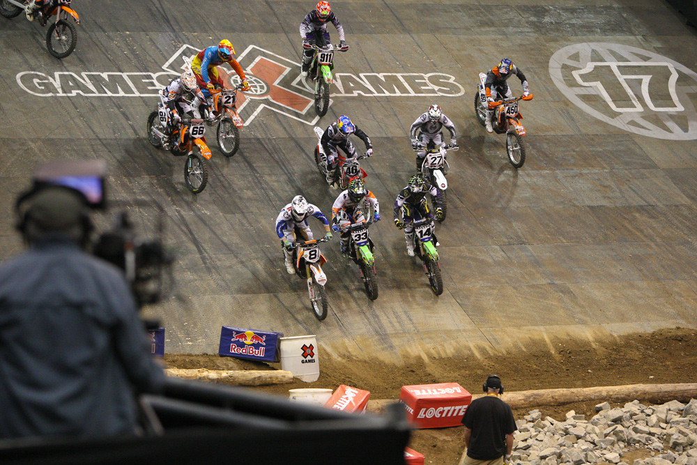Enduro X Heat Race 1 Start - ESPN X Games 17 - Sunday - Motocross ...