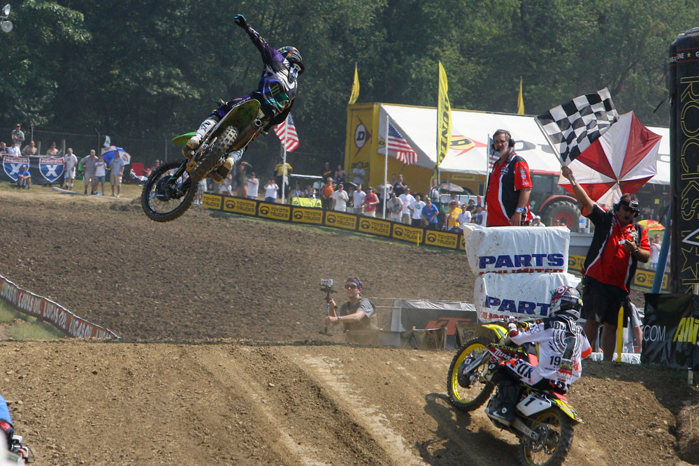 Ryan Villopoto and Ryan Dungey - Photo Blast: Steel City 2011 ...