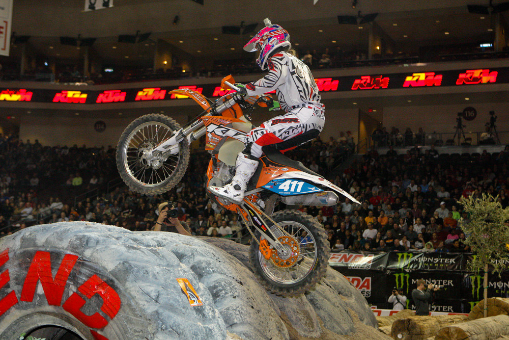 Maria Forsberg - 2011 GEICO AMA EnduroCross Finals - Motocross Pictures ...