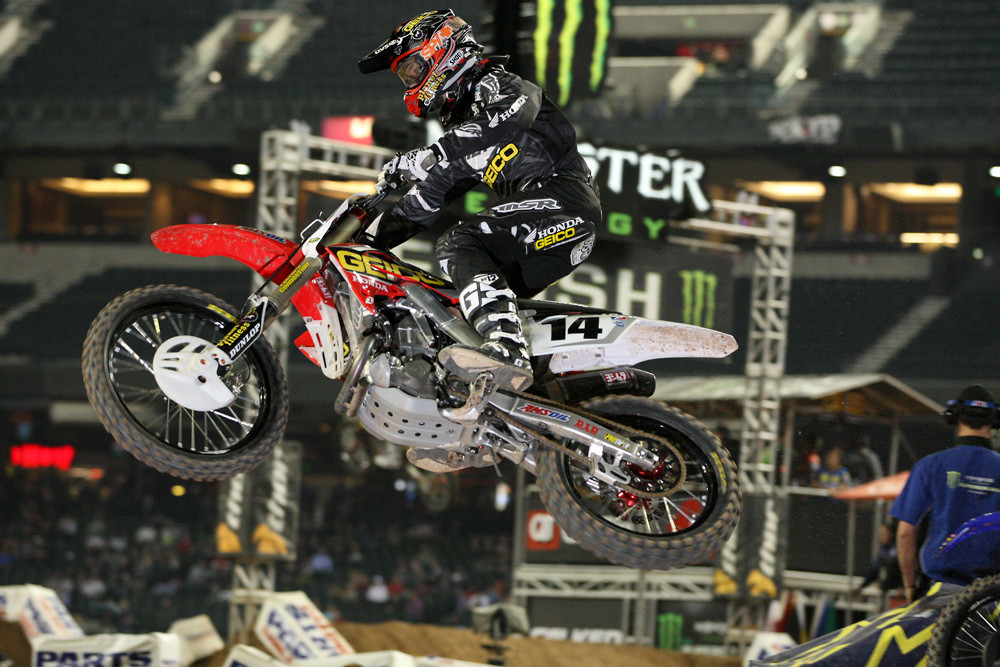 Kevin Windham - Vital MX Pit Bits: Phoenix - Motocross Pictures - Vital MX