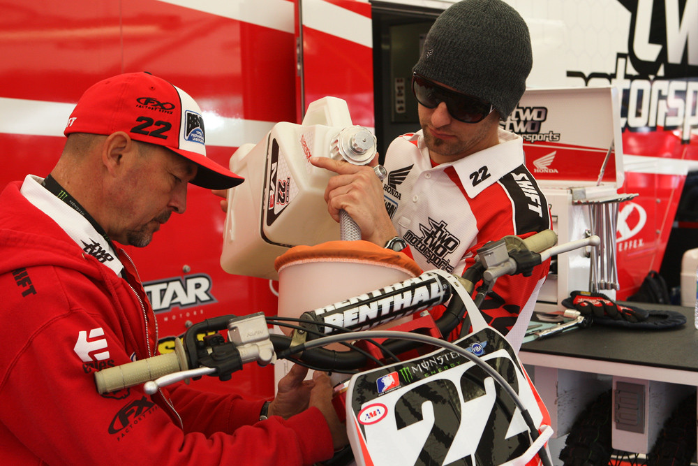 Mike Gosselaar and Lars Lindstrom - Vital MX Pit Bits: Oakland ...