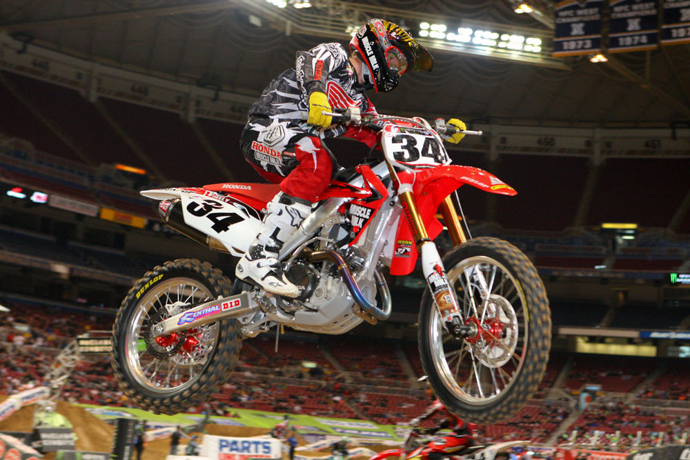 Cole Seely - Vital MX Pit Bits: St. Louis - Motocross Pictures - Vital MX