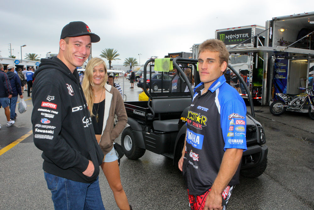 Matt Boni and Weston Peick - Vital MX Pit Bits: Daytona - Motocross ...