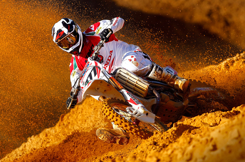 The Honda World Motocross Team Showcases Its New Livery For 2012 ...