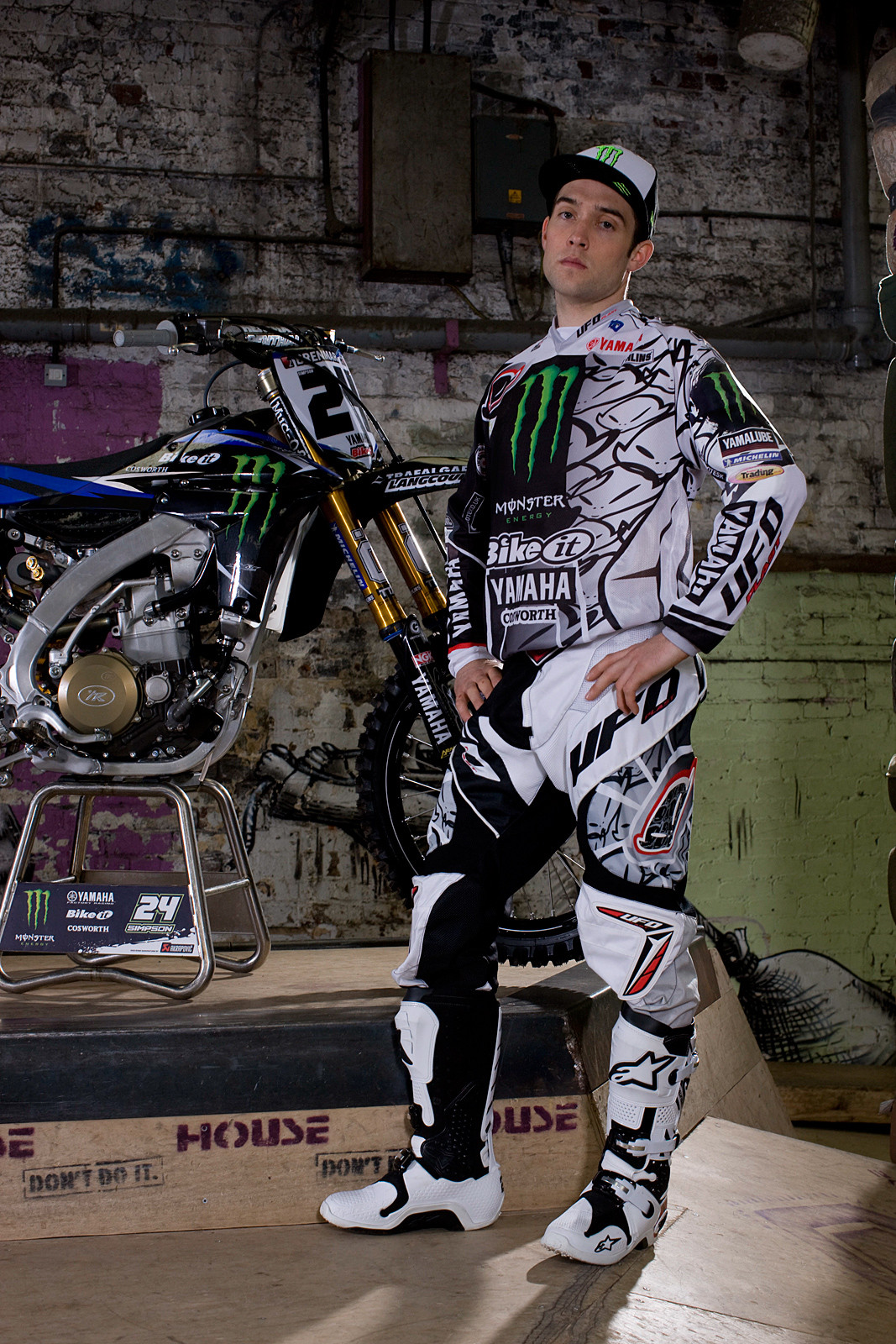 Shaun Simpson - 2012 Monster Energy Yamaha - Motocross Pictures - Vital MX