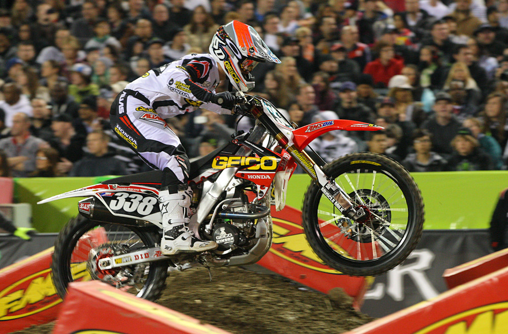 Zach Osborne - Photo Blast: Anaheim 1 - Motocross Pictures - Vital MX