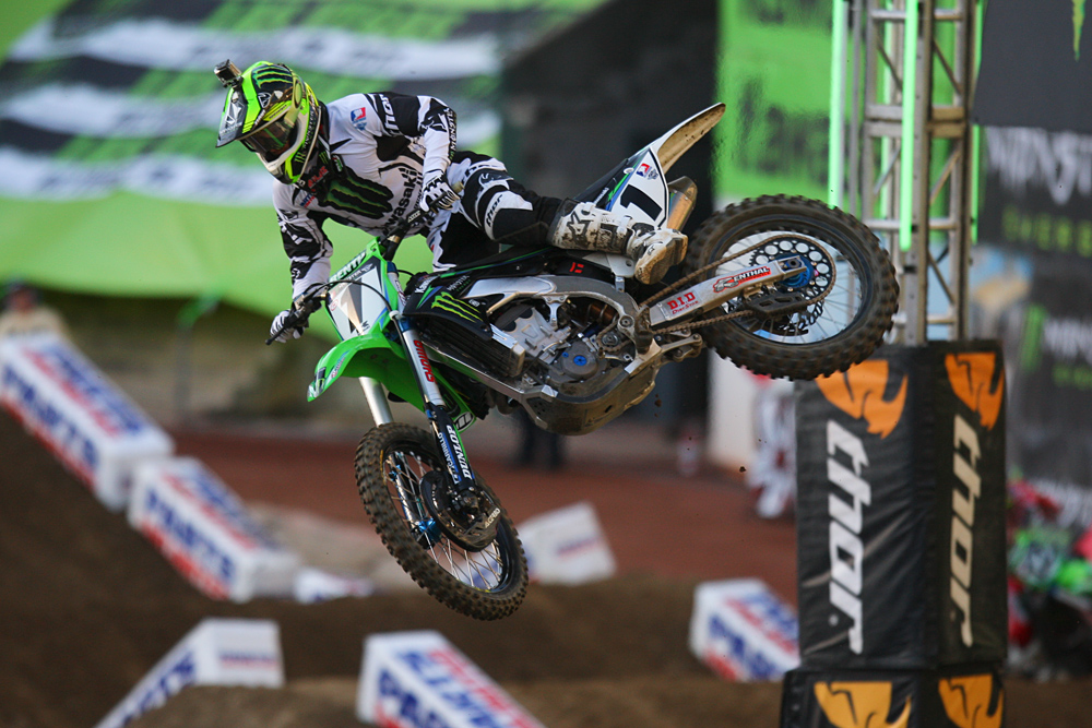 Ryan Villopoto - Vital MX Pit Bits: Oakland - Motocross Pictures - Vital MX