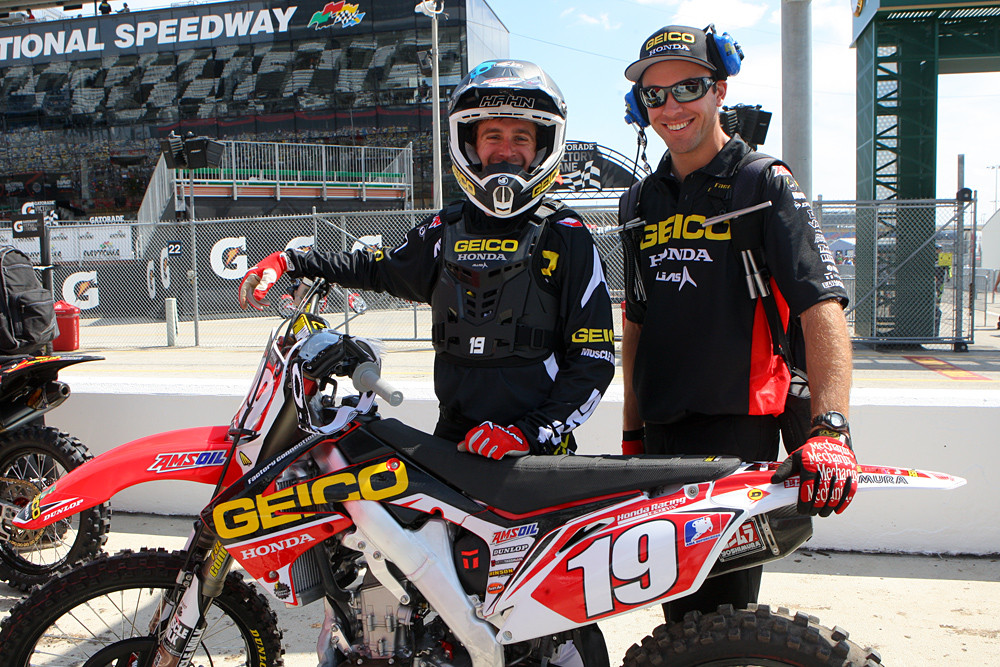 Wil Hahn and Shawn Irwin - Vital MX Pit Bits: Daytona - Motocross ...