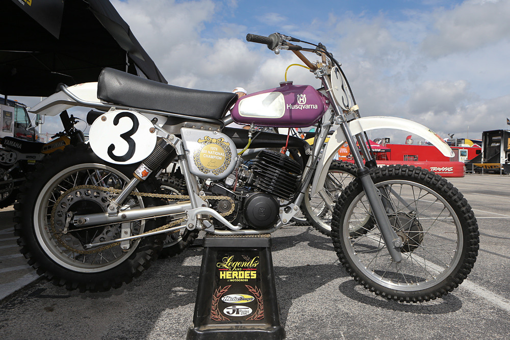 Kent Howerton - Vital MX Pit Bits: Houston - Motocross Pictures - Vital MX