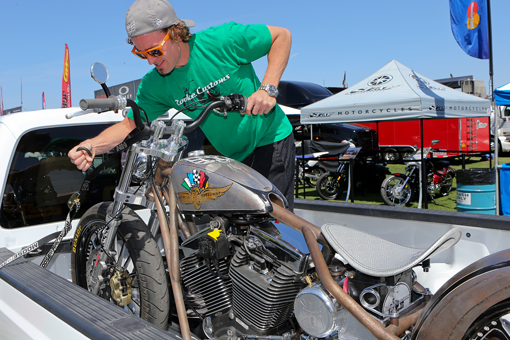 Jesse Rooke - Vital MX Pit Bits: Las Vegas - Motocross Pictures - Vital MX