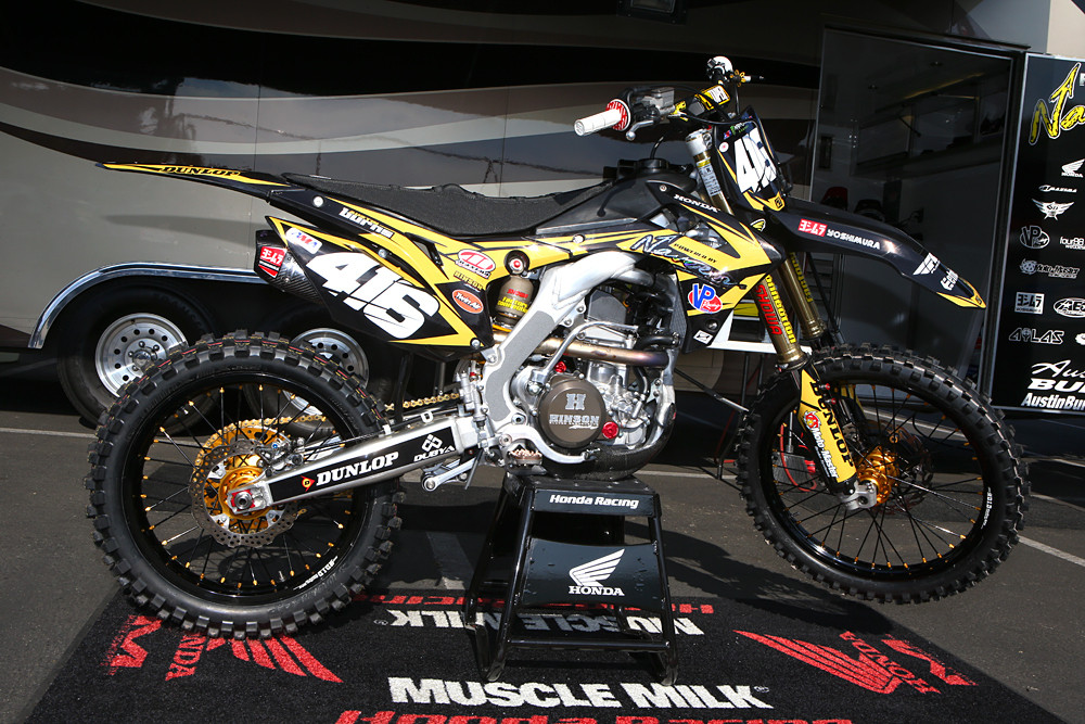 Austin Burns - Vital MX Pit Bits: Anaheim 1 - Motocross Pictures - Vital MX