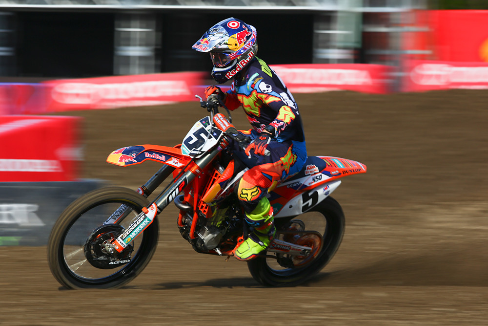 Ryan Dungey - Vital MX Pit Bits: Anaheim 1 - Motocross Pictures - Vital MX