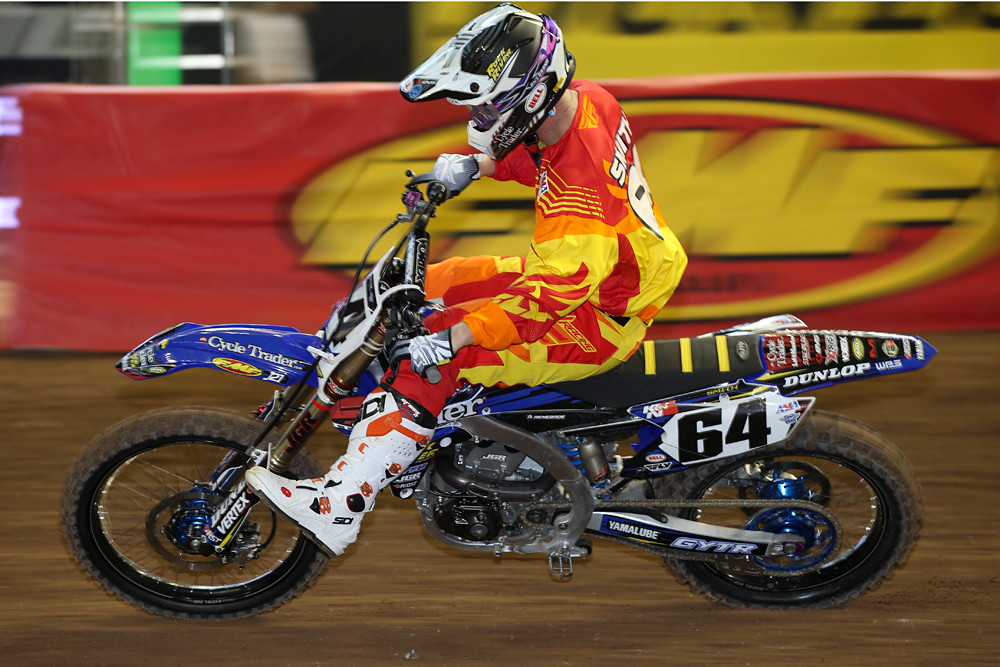 Les Smith - Vital MX Pit Bits: Phoenix - Motocross Pictures - Vital MX