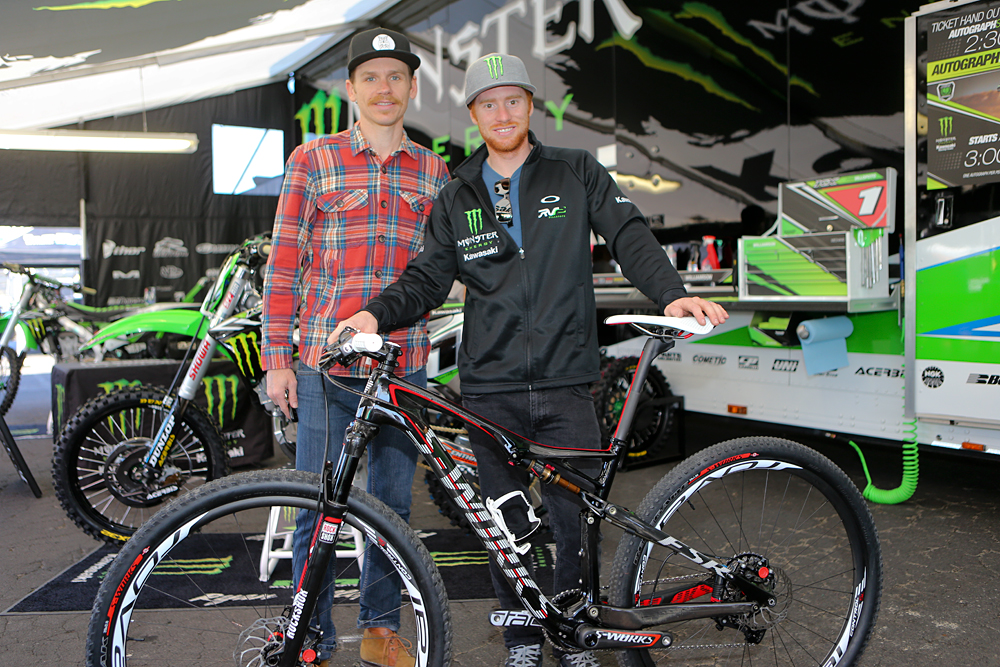 Sean Estes and Ryan Villopoto - Vital MX Pit Bits: Oakland - Motocross ...