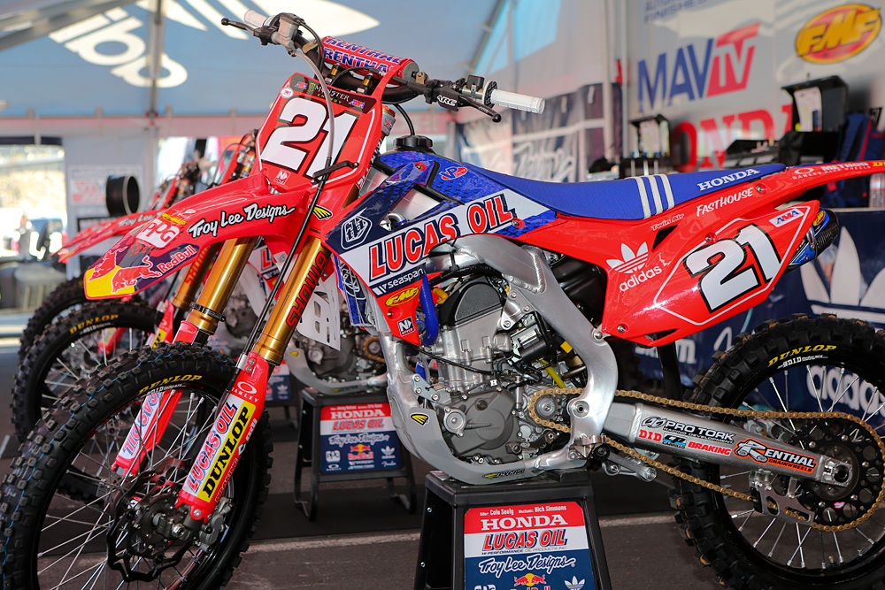Cole Seely - Vital MX Pit Bits: Oakland - Motocross Pictures - Vital MX