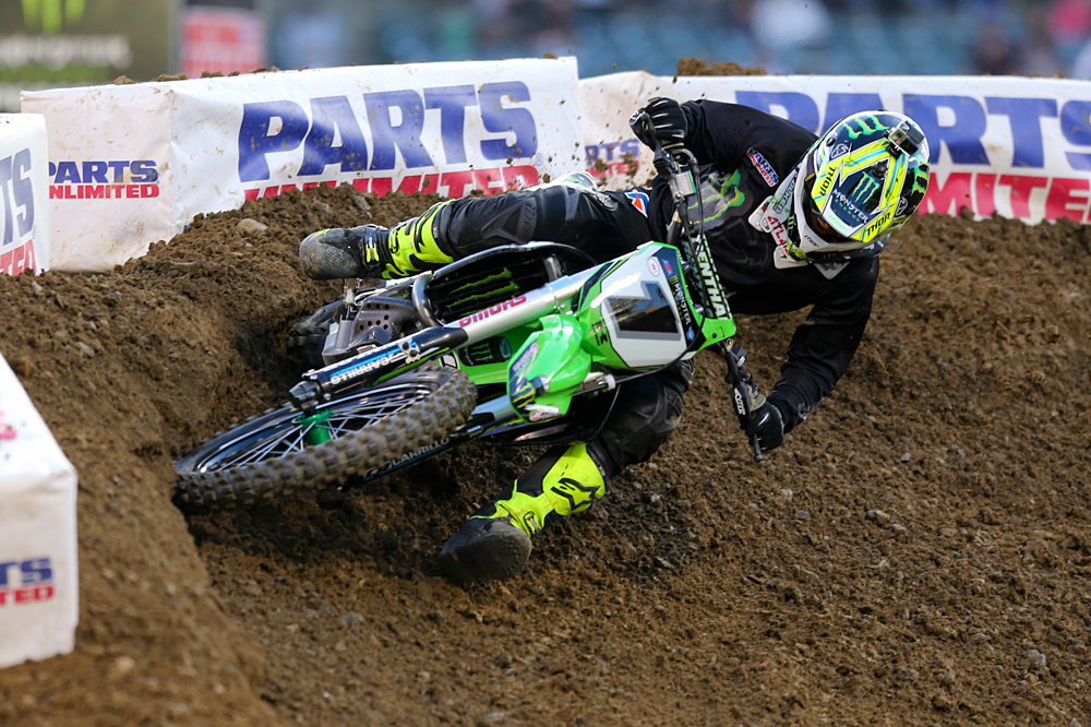 Ryan Villopoto - Vital MX Pit Bits: Oakland - Motocross Pictures - Vital MX