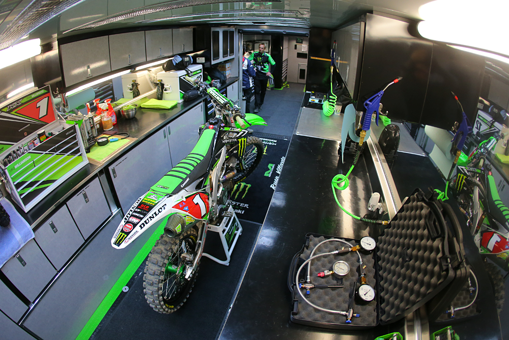 Ryan Villopoto - Vital MX Pit Bits: Indianapolis - Motocross Pictures ...