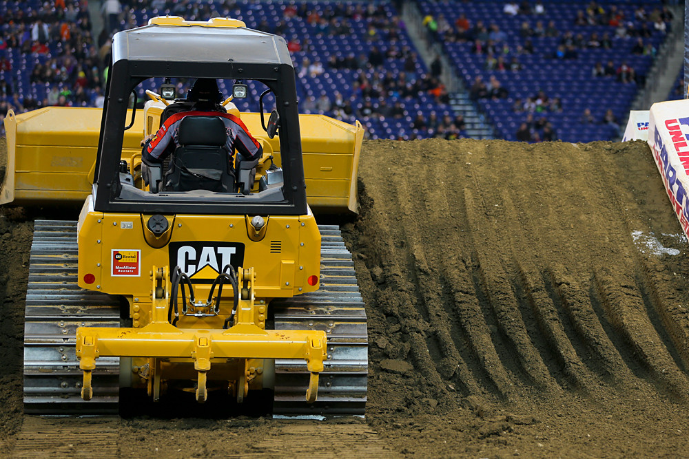 Ruts - Vital MX Pit Bits: Indianapolis - Motocross Pictures - Vital MX